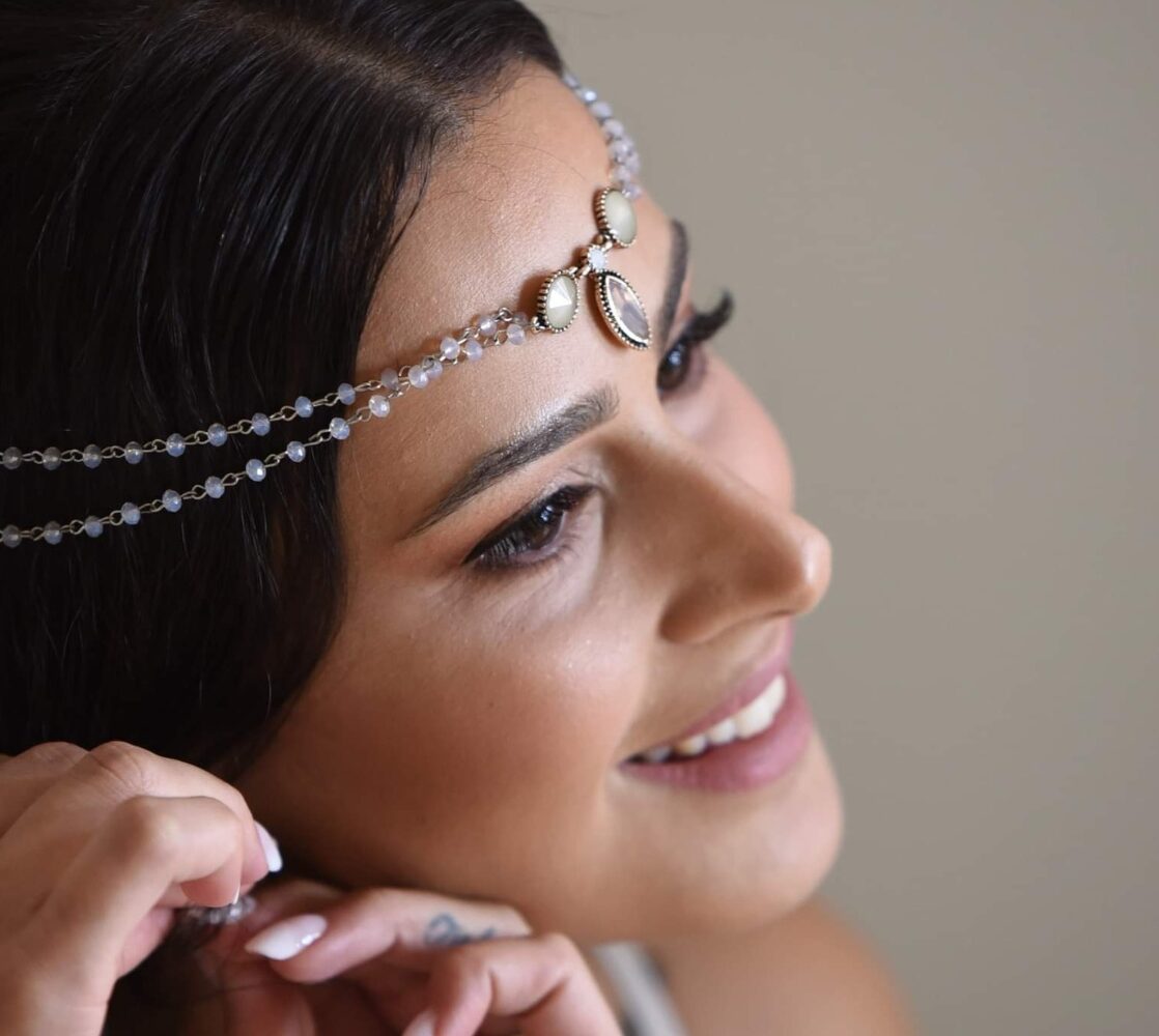 FLORA APOSTOLIDOU | eventually.gr